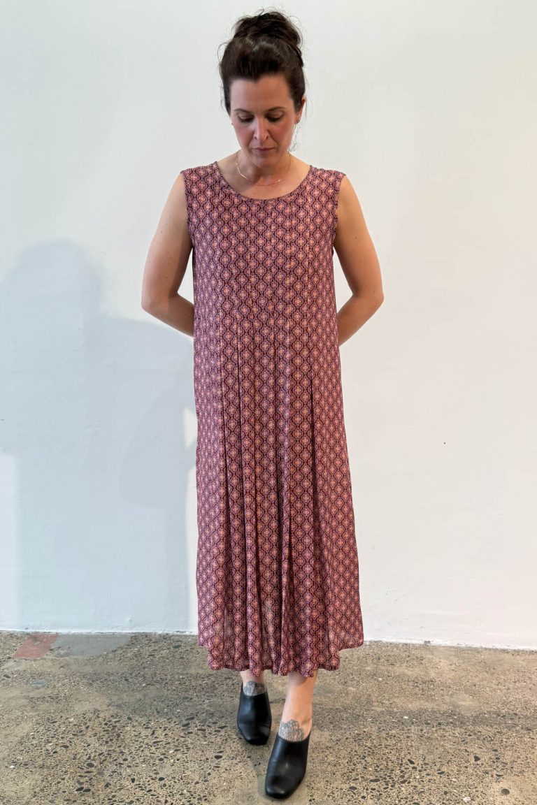 Wallace Rose – Limited Edition Clothing